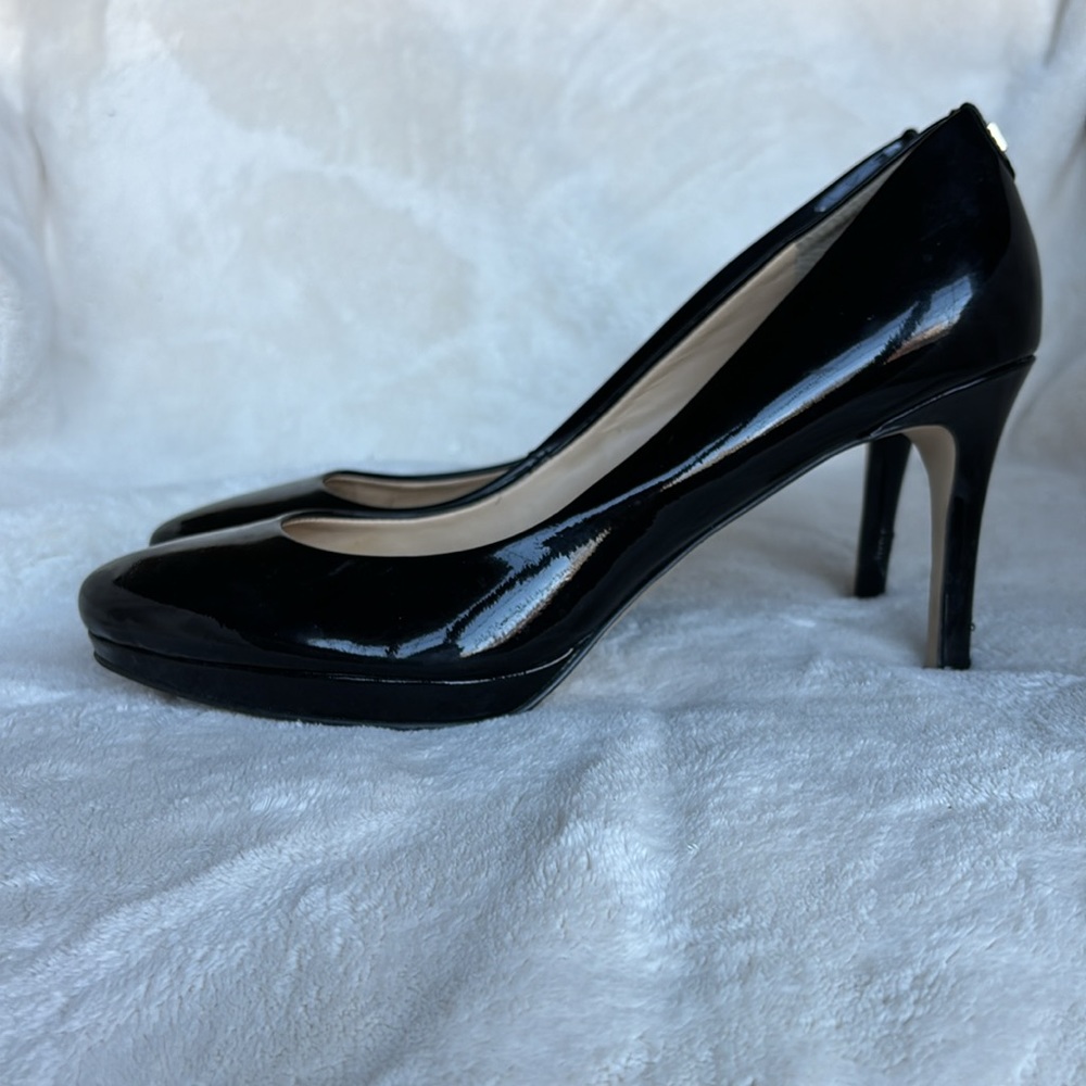 Ivanka Trump Black Patent Leather High Heel Size 9 1/2 - Gem